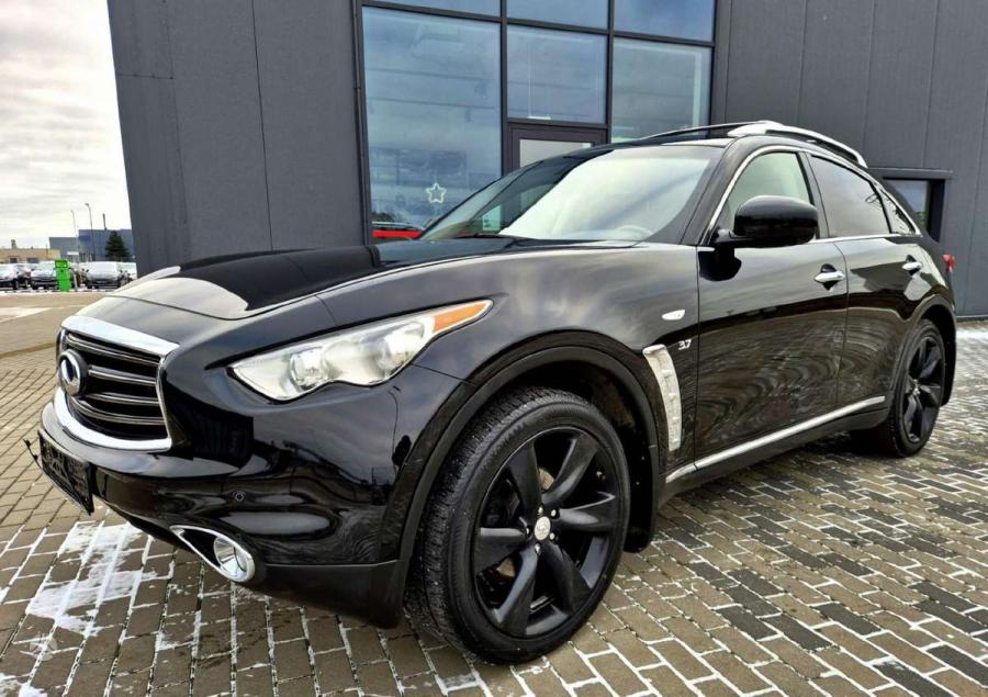 Melns Infiniti QX70 2014 Šauļi, ar dzinēja tilpumu 3.70 L un nobraukumu 160 tūkst. km par 15700 €, foto 4 vietnē AUTOMOTO.COM.LV