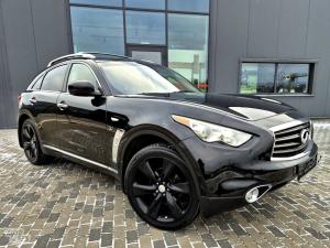 Black Infiniti QX70 2014 in Siauliai, with an engine capacity of 3.70 L and mileage of 160 thousand km for 15700 €, photo  on AUTOMOTO.COM.LV