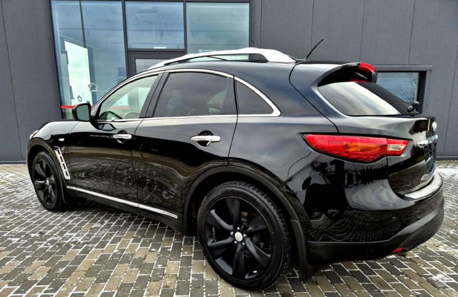 Melns Infiniti QX70 2014 Šauļi, ar dzinēja tilpumu 3.70 L un nobraukumu 160 tūkst. km par 14900 €, foto 5 vietnē AUTOMOTO.COM.LV