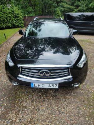 Melns Infiniti QX70 2014 Viļņa, ar dzinēja tilpumu 3.70 L un nobraukumu 149 tūkst. km par 11500 €, foto 3 vietnē AUTOMOTO.COM.LV