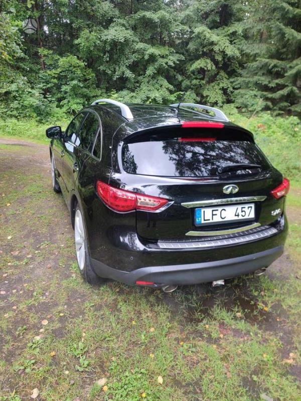 Melns Infiniti QX70 2014 Viļņa, ar dzinēja tilpumu 3.70 L un nobraukumu 149 tūkst. km par 11500 €, foto 10 vietnē AUTOMOTO.COM.LV