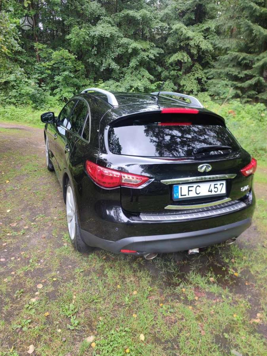 Melns Infiniti QX70 2014 Viļņa, ar dzinēja tilpumu 3.70 L un nobraukumu 149 tūkst. km par 11500 €, foto 11 vietnē AUTOMOTO.COM.LV