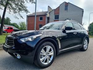 Черный Инфинити QX70 2015 в Игналина, объемом двигателя 3.00 л и пробегом 96 тыс. км за 9950 €, фото 10 на AUTOMOTO.COM.LV