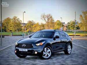 Melns Infiniti QX70 2016 Kauņa, ar dzinēja tilpumu 3.00 L un nobraukumu 140 tūkst. km par 6600 €, foto  vietnē AUTOMOTO.COM.LV
