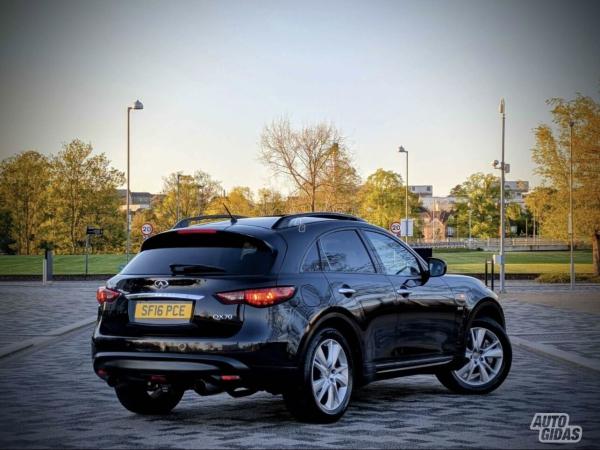 Melns Infiniti QX70 2016 Kauņa, ar dzinēja tilpumu 3.00 L un nobraukumu 140 tūkst. km par 6600 €, foto 3 vietnē AUTOMOTO.COM.LV