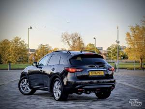 Melns Infiniti QX70 2016 Kauņa, ar dzinēja tilpumu 3.00 L un nobraukumu 140 tūkst. km par 6600 €, foto 5 vietnē AUTOMOTO.COM.LV