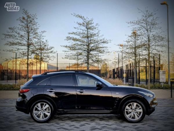 Melns Infiniti QX70 2016 Kauņa, ar dzinēja tilpumu 3.00 L un nobraukumu 140 tūkst. km par 6600 €, foto 7 vietnē AUTOMOTO.COM.LV