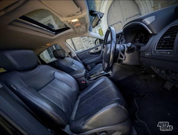 Melns Infiniti QX70 2016 Kauņa, ar dzinēja tilpumu 3.00 L un nobraukumu 140 tūkst. km par 6600 €, foto 10 vietnē AUTOMOTO.COM.LV