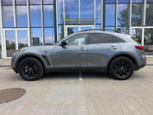 Grey Infiniti QX70 2015 in Vilnius, with an engine capacity of 3.00 L and mileage of 163 thousand km for 9750 €, photo  on AUTOMOTO.COM.LV