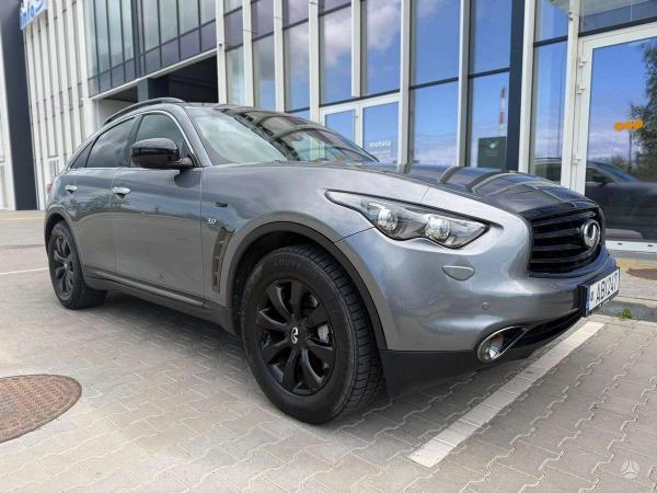 Pelēks Infiniti QX70 2015 Viļņa, ar dzinēja tilpumu 3.00 L un nobraukumu 163 tūkst. km par 9750 €, foto 5 vietnē AUTOMOTO.COM.LV