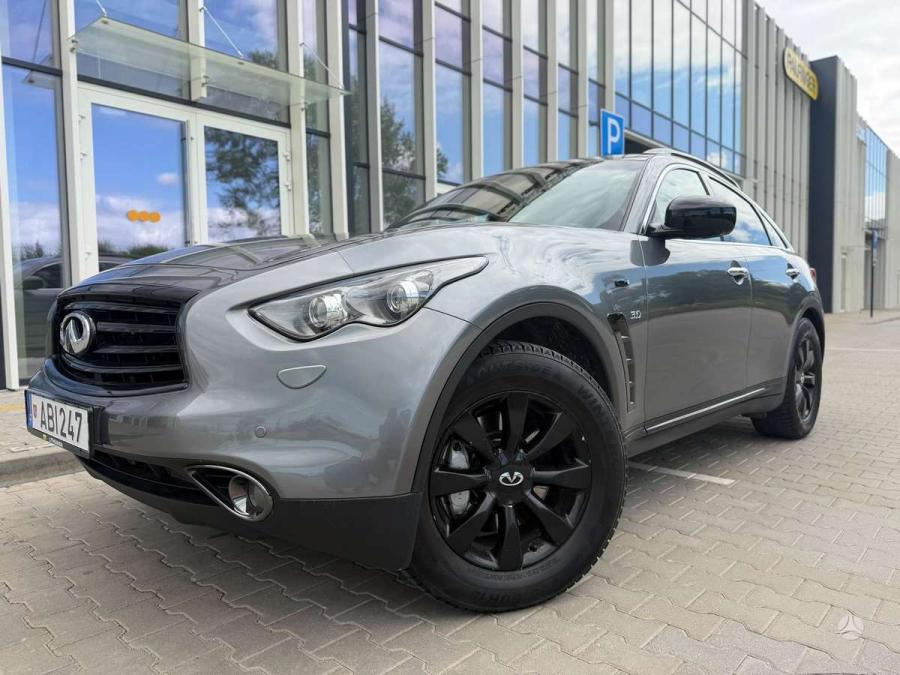 Pelēks Infiniti QX70 2015 Viļņa, ar dzinēja tilpumu 3.00 L un nobraukumu 163 tūkst. km par 9750 €, foto 7 vietnē AUTOMOTO.COM.LV