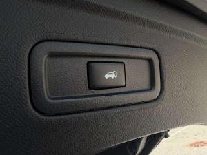 Pelēks Infiniti QX70 2015 Viļņa, ar dzinēja tilpumu 3.00 L un nobraukumu 163 tūkst. km par 9750 €, foto 28 vietnē AUTOMOTO.COM.LV