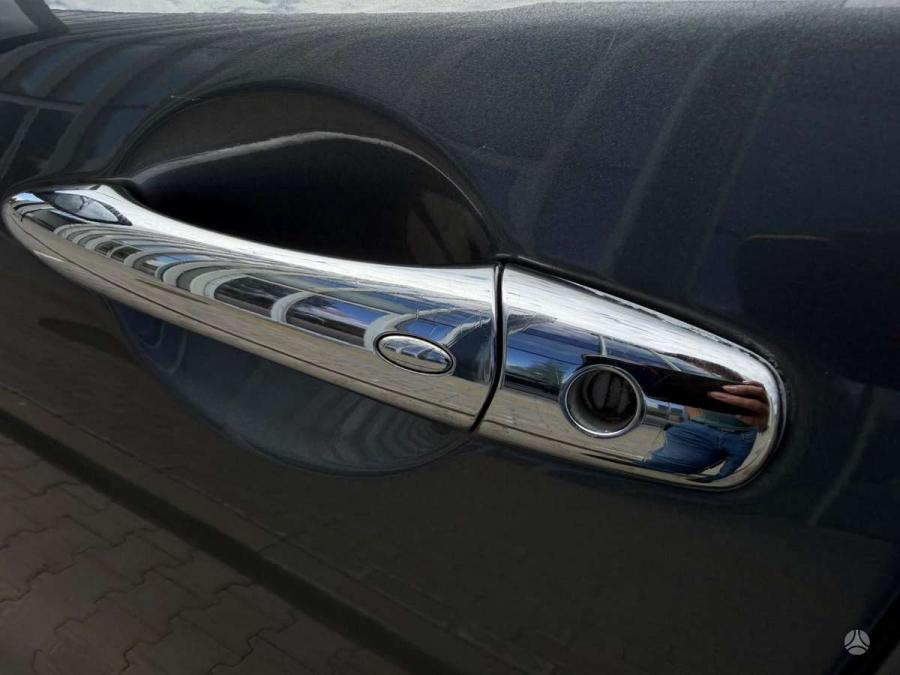 Pelēks Infiniti QX70 2015 Viļņa, ar dzinēja tilpumu 3.00 L un nobraukumu 163 tūkst. km par 9750 €, foto 36 vietnē AUTOMOTO.COM.LV