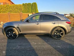 Pelēks Infiniti QX70 2015 Viļņa, ar dzinēja tilpumu 3.00 L un nobraukumu 163 tūkst. km par 9750 €, foto 41 vietnē AUTOMOTO.COM.LV