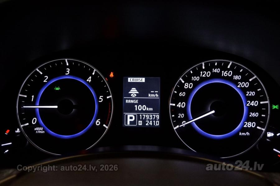 Серый Инфинити QX70 2015 в Таллин, объемом двигателя 3.00 л и пробегом 179 тыс. км за 14990 €, фото 19 на AUTOMOTO.COM.LV