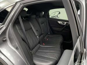 Grey Infiniti QX70 2016 in Vilnius, with an engine capacity of 2.99 L and mileage of 124 thousand km for 11900 €, photo 13 on AUTOMOTO.COM.LV