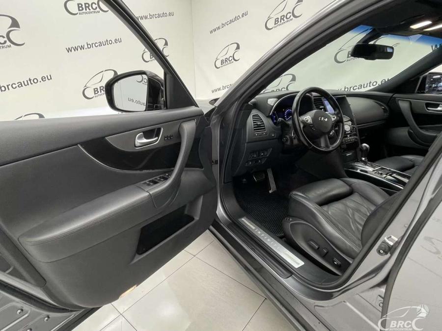 Grey Infiniti QX70 2016 in Vilnius, with an engine capacity of 2.99 L and mileage of 124 thousand km for 11900 €, photo 20 on AUTOMOTO.COM.LV