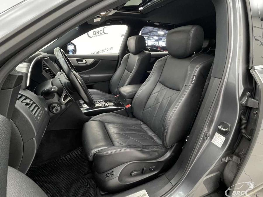 Grey Infiniti QX70 2016 in Vilnius, with an engine capacity of 2.99 L and mileage of 124 thousand km for 11900 €, photo 24 on AUTOMOTO.COM.LV