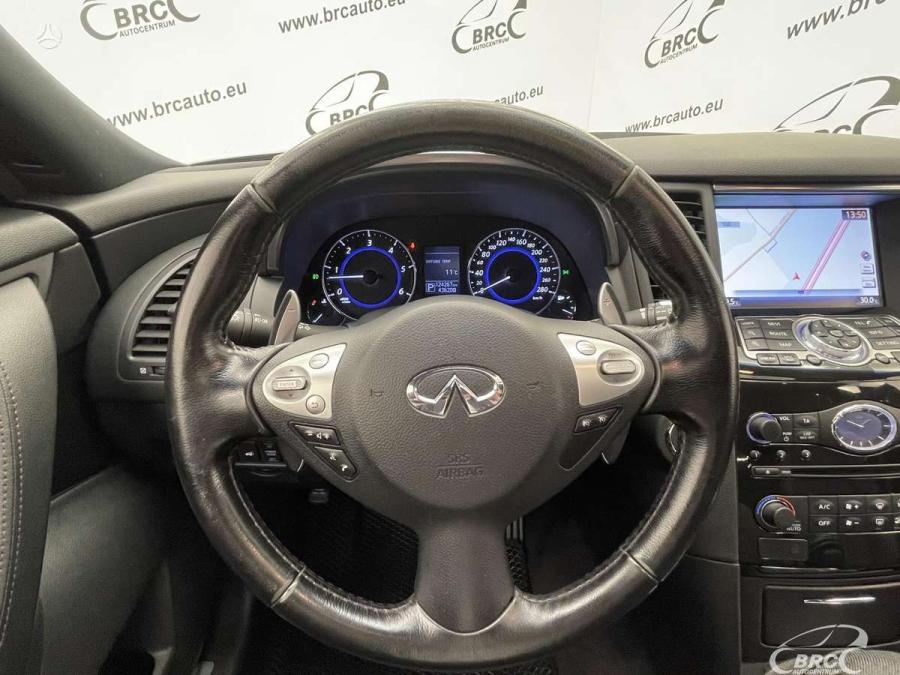 Grey Infiniti QX70 2016 in Vilnius, with an engine capacity of 2.99 L and mileage of 124 thousand km for 11900 €, photo 30 on AUTOMOTO.COM.LV