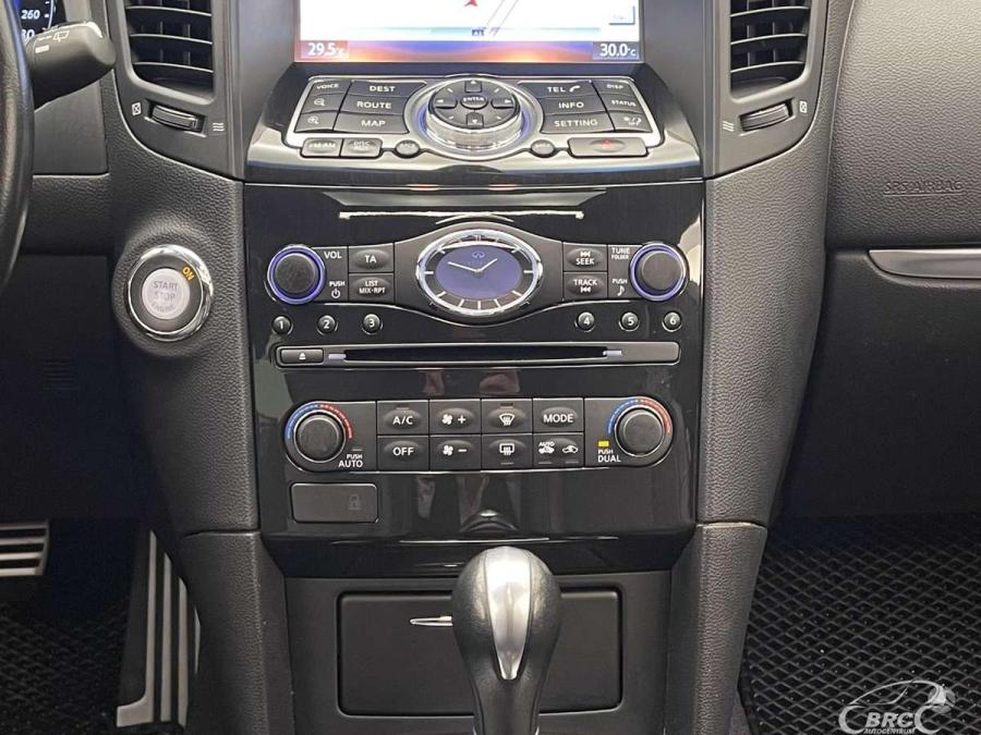 Серый Инфинити QX70 2016 в Вильнюс, объемом двигателя 2.99 л и пробегом 124 тыс. км за 9500 €, фото 19 на AUTOMOTO.COM.LV