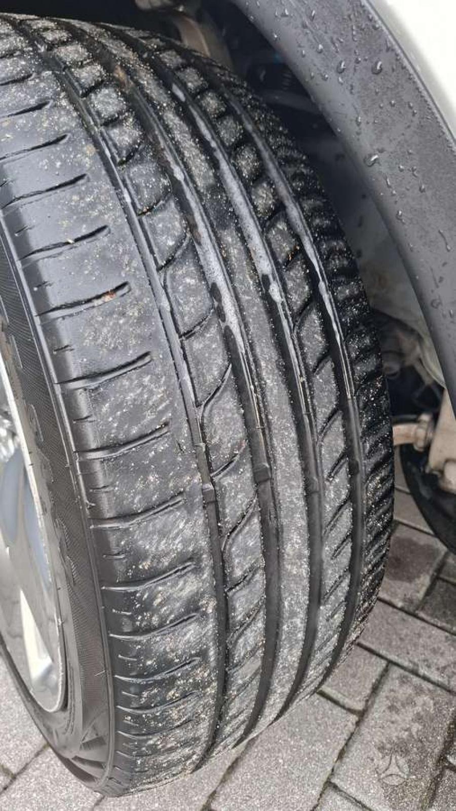 Balts Infiniti QX70 2016 Šilutė, ar dzinēja tilpumu 2.99 L un nobraukumu 289 tūkst. km par 8900 €, foto 17 vietnē AUTOMOTO.COM.LV