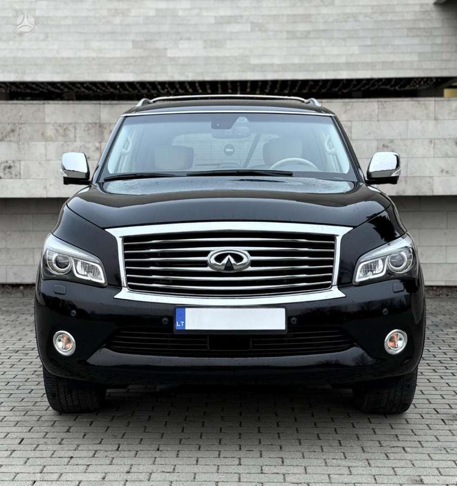 Black Infiniti QX80 2016 in Vilnius, with an engine capacity of 5.55 L and mileage of 90 thousand km for 16950 €, photo 2 on AUTOMOTO.COM.LV