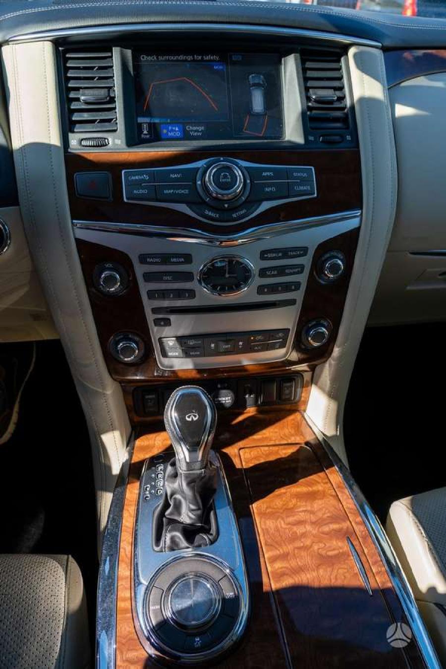 Zils Infiniti QX80 2018 Šauļi, ar dzinēja tilpumu 5.60 L un nobraukumu 105 tūkst. km par 31900 €, foto 19 vietnē AUTOMOTO.COM.LV