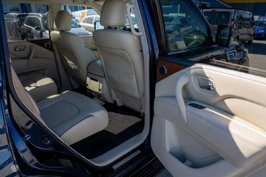 Zils Infiniti QX80 2018 Šauļi, ar dzinēja tilpumu 5.60 L un nobraukumu 105 tūkst. km par 31900 €, foto 23 vietnē AUTOMOTO.COM.LV