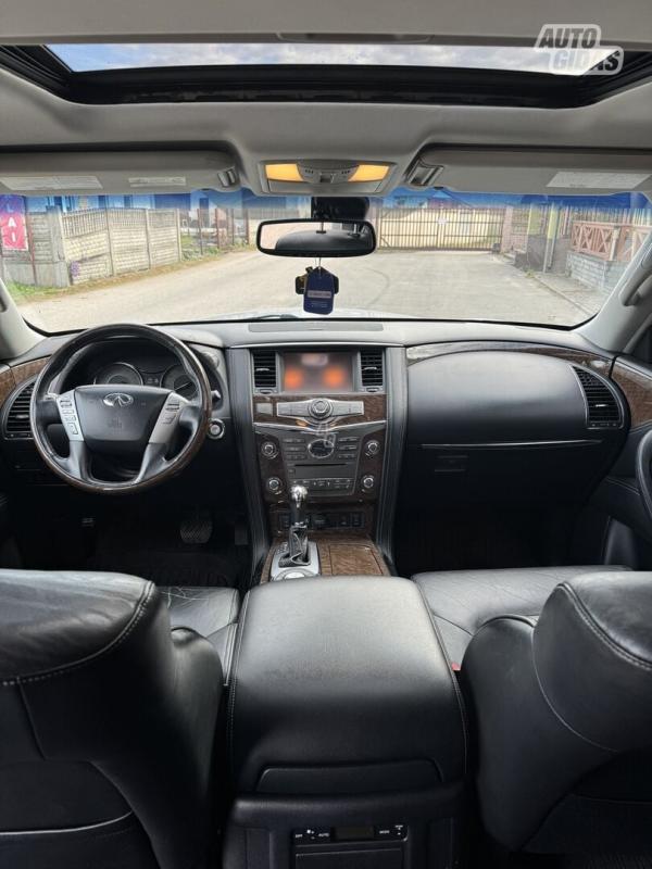 Infiniti QX80 2015 in Alytus, with an engine capacity of 5.60 L and mileage of 130 thousand km for 17555 €, photo 7 on AUTOMOTO.COM.LV