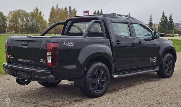 Melns Isuzu D-Max 2016 Rokiškis, ar dzinēja tilpumu 2.50 L un nobraukumu 193 tūkst. km par 8650 €, foto 10 vietnē AUTOMOTO.COM.LV