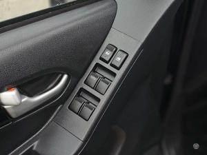 Black Isuzu D-Max 2016 in Rokiskis, with an engine capacity of 2.50 L and mileage of 193 thousand km for 8650 €, photo 16 on AUTOMOTO.COM.LV