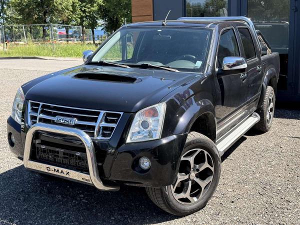 Melns Isuzu D-Max 2009 Kauņa, ar dzinēja tilpumu 3.00 L un nobraukumu 272 tūkst. km par 7950 €, foto 2 vietnē AUTOMOTO.COM.LV