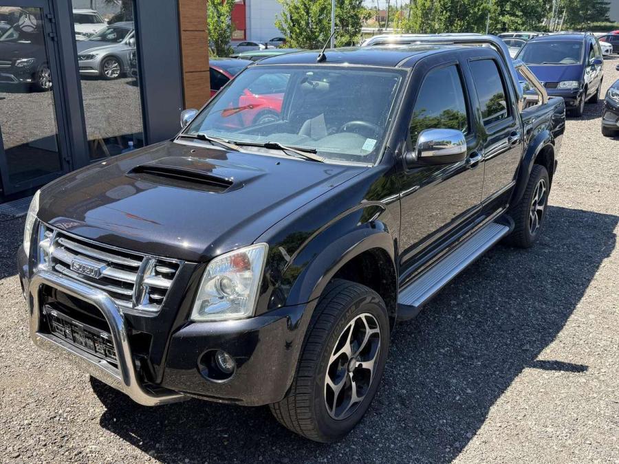 Melns Isuzu D-Max 2009 Kauņa, ar dzinēja tilpumu 3.00 L un nobraukumu 272 tūkst. km par 7950 €, foto 4 vietnē AUTOMOTO.COM.LV