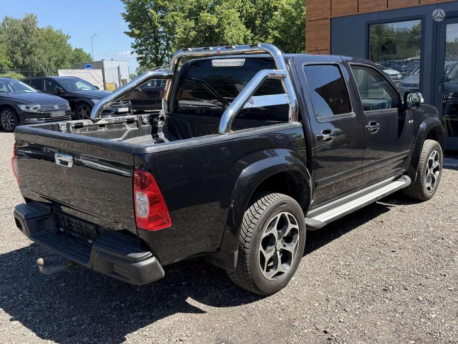 Melns Isuzu D-Max 2009 Kauņa, ar dzinēja tilpumu 3.00 L un nobraukumu 272 tūkst. km par 7950 €, foto 8 vietnē AUTOMOTO.COM.LV