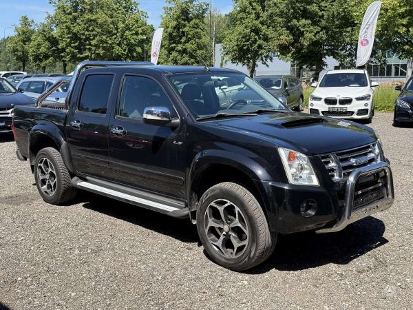 Melns Isuzu D-Max 2009 Kauņa, ar dzinēja tilpumu 3.00 L un nobraukumu 272 tūkst. km par 7950 €, foto 9 vietnē AUTOMOTO.COM.LV