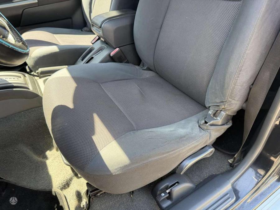 Melns Isuzu D-Max 2009 Kauņa, ar dzinēja tilpumu 3.00 L un nobraukumu 272 tūkst. km par 7950 €, foto 18 vietnē AUTOMOTO.COM.LV