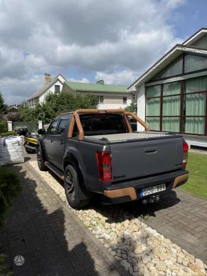 Melns Isuzu D-Max 2013 Viļņa, ar dzinēja tilpumu 2.50 L un nobraukumu 211 tūkst. km par 12500 €, foto 8 vietnē AUTOMOTO.COM.LV