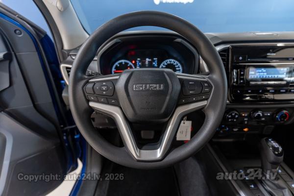 Blue Isuzu D-Max 2022 in Tallinn, with an engine capacity of 1.90 L and mileage of 29 thousand km for 30900 €, photo 8 on AUTOMOTO.COM.LV