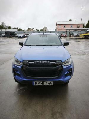 Blue Isuzu D-Max 2023 in Prienai, with an engine capacity of 1.90 L and mileage of 74 thousand km for 29040 €, photo 10 on AUTOMOTO.COM.LV