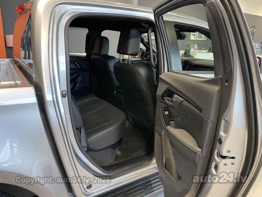 Isuzu D-Max 2026 in Tartu, with an engine capacity of 2.20 L and mileage of 1 thousand km for 49055 €, photo 11 on AUTOMOTO.COM.LV