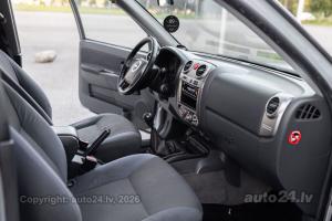 Grey Isuzu D-Max 2010 in Tallinn, with an engine capacity of 3.00 L and mileage of 475 thousand km for 5990 €, photo 11 on AUTOMOTO.COM.LV