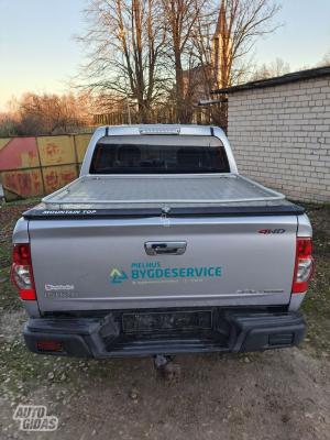 Pelēks Isuzu D-Max 2008 Jelgava, ar dzinēja tilpumu 3.00 L un nobraukumu 315 tūkst. km par 5600 €, foto 4 vietnē AUTOMOTO.COM.LV