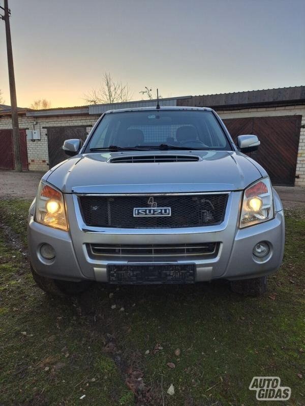 Pelēks Isuzu D-Max 2008 Jelgava, ar dzinēja tilpumu 3.00 L un nobraukumu 315 tūkst. km par 5600 €, foto 6 vietnē AUTOMOTO.COM.LV
