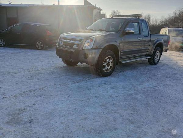 Pelēks Isuzu D-Max 2011 Utena, ar dzinēja tilpumu 3.00 L un nobraukumu 156 tūkst. km par 4299 €, foto 4 vietnē AUTOMOTO.COM.LV