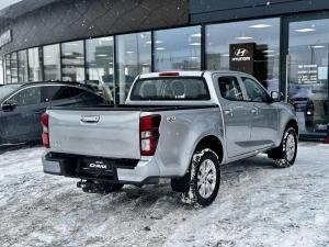 Grey Isuzu D-Max 2026 in Vilnius, with an engine capacity of 1.90 L and mileage of 281 thousand km for 41140 €, photo 2 on AUTOMOTO.COM.LV