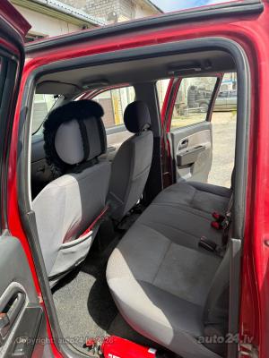 Sarkans Isuzu D-Max 2007 Kerdla, ar dzinēja tilpumu 2.50 L un nobraukumu 381 tūkst. km par 4200 €, foto 8 vietnē AUTOMOTO.COM.LV