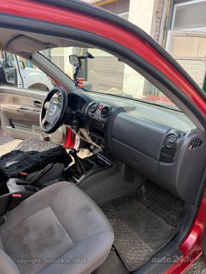 Sarkans Isuzu D-Max 2007 Kerdla, ar dzinēja tilpumu 2.50 L un nobraukumu 381 tūkst. km par 4200 €, foto 10 vietnē AUTOMOTO.COM.LV