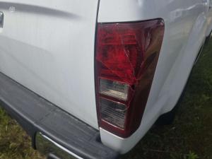 Balts Isuzu D-Max 2018 Tauragė, ar dzinēja tilpumu 1.90 L un nobraukumu 80 tūkst. km par 7500 €, foto 9 vietnē AUTOMOTO.COM.LV