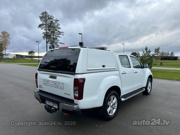 Balts Isuzu D-Max 2018 Rakvere, ar dzinēja tilpumu 1.90 L un nobraukumu 148 tūkst. km par 17990 €, foto 5 vietnē AUTOMOTO.COM.LV