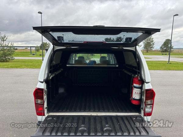 Balts Isuzu D-Max 2018 Rakvere, ar dzinēja tilpumu 1.90 L un nobraukumu 148 tūkst. km par 17990 €, foto 7 vietnē AUTOMOTO.COM.LV